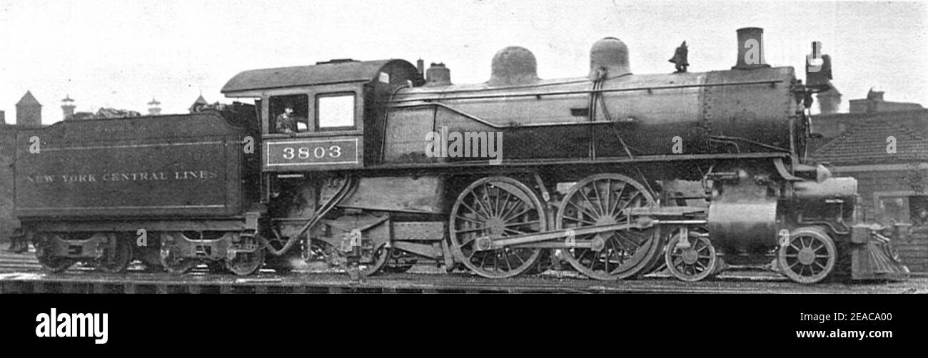 Four cylinder compound locomotives hi-res stock photography and images ...