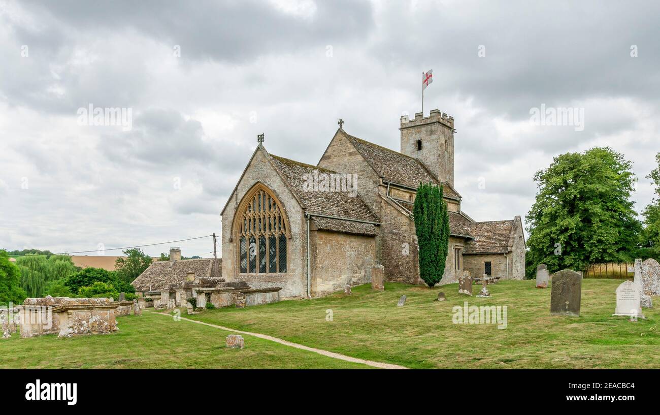 Swinbrook oxfordshire church hi-res stock photography and images - Alamy