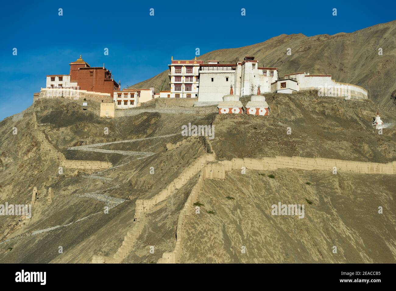 India architecture structure religion gompa hi-res stock photography ...