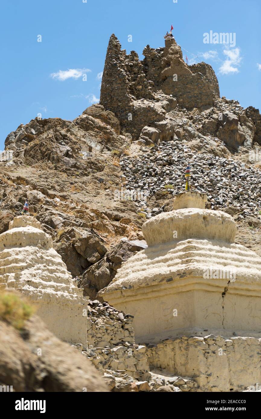 Asian castle complex hi-res stock photography and images - Alamy
