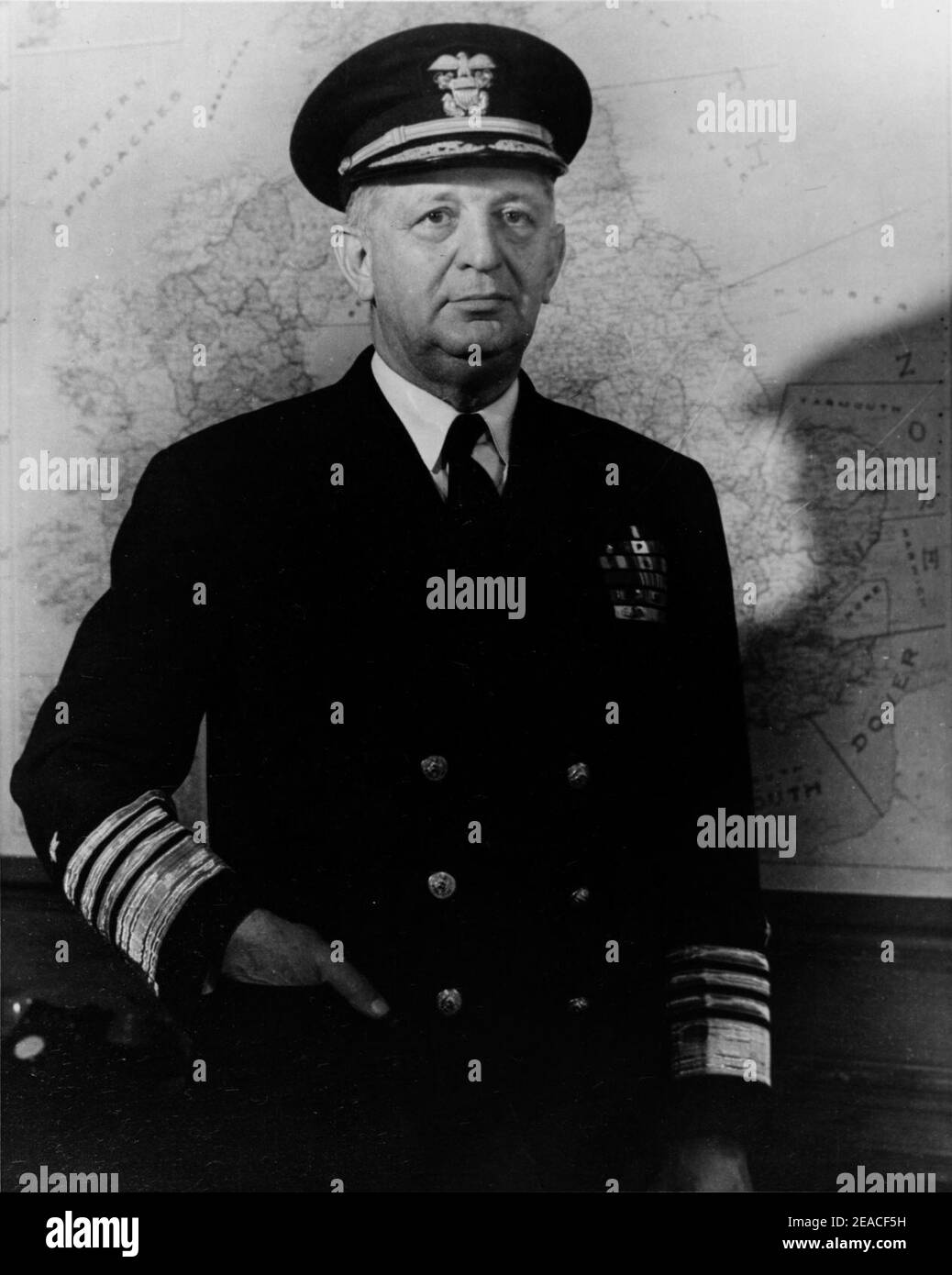NH 49142 Admiral Henry Kent Hewitt, USN Stock Photo - Alamy