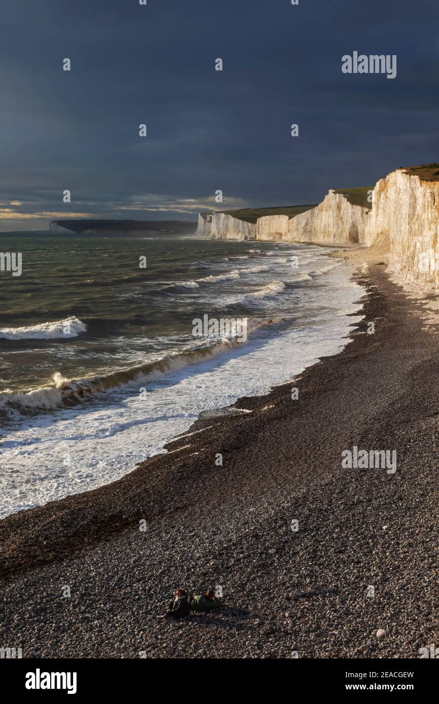 The seven sisters cliffs and beach hi-res stock photography and images ...