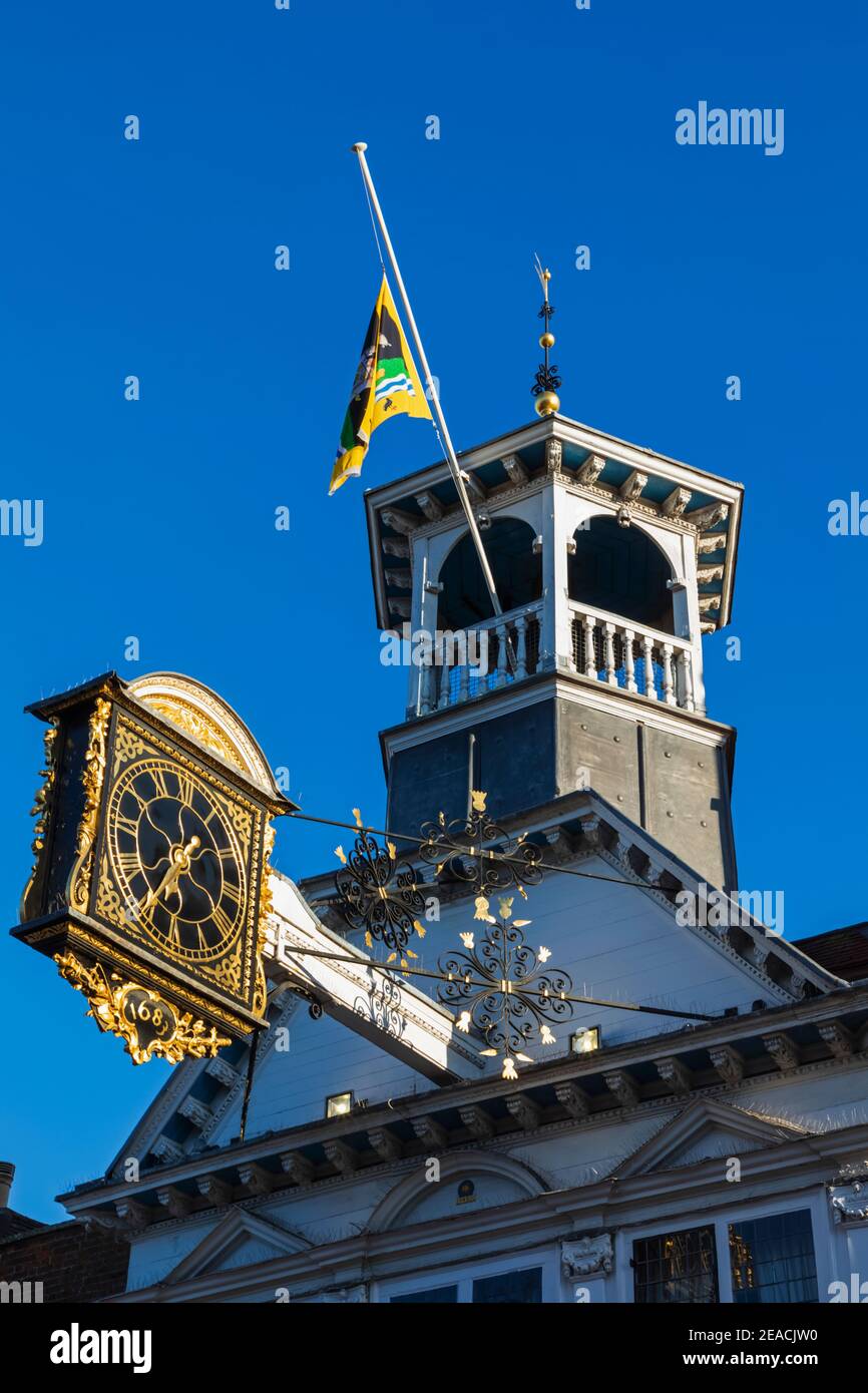 Guildford clock hi-res stock photography and images - Alamy