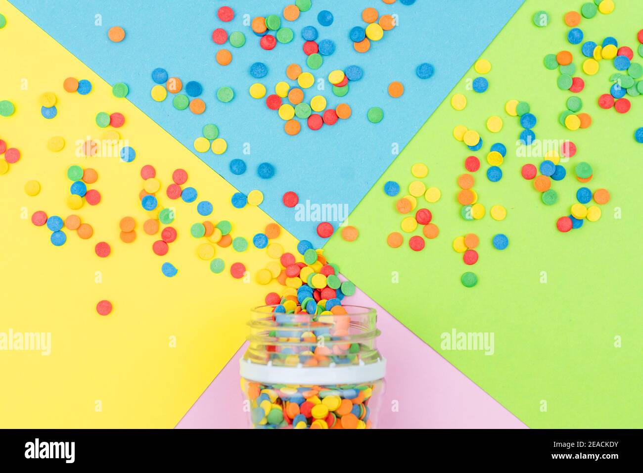 Sprinkles scattered hi-res stock photography and images - Alamy