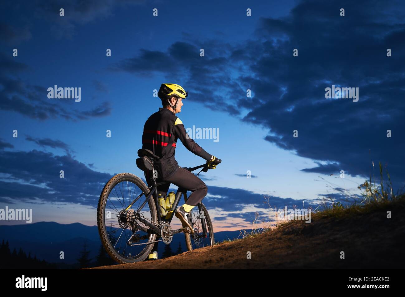 Riding bike at night hi-res stock photography and images - Alamy