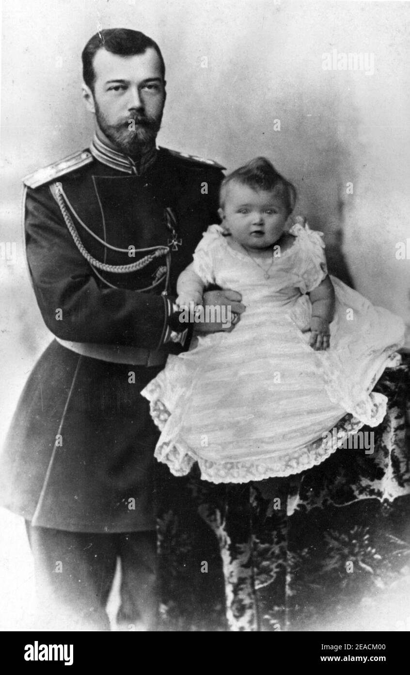 Nicholas II with his baby daughter Olga Nikolaevna Stock Photo - Alamy