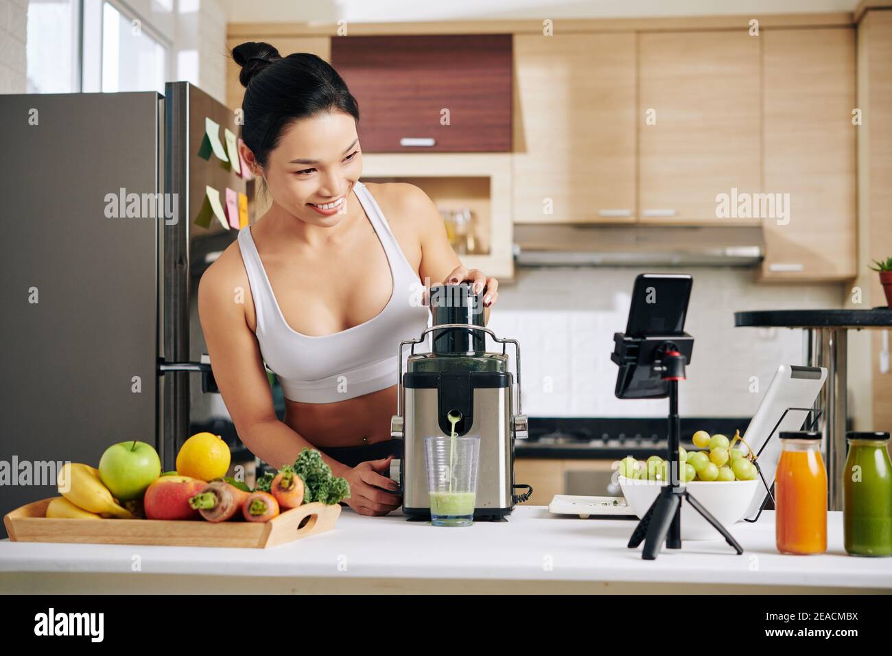 Cooking tutorial hi-res stock photography and images - Alamy