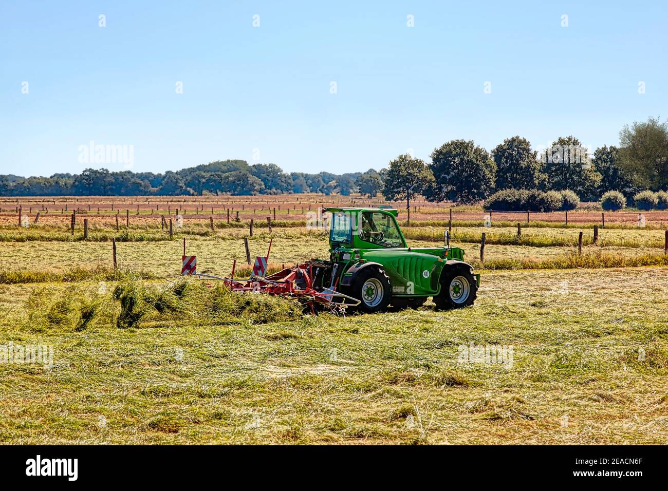 Tedder machinery hi-res stock photography and images - Alamy