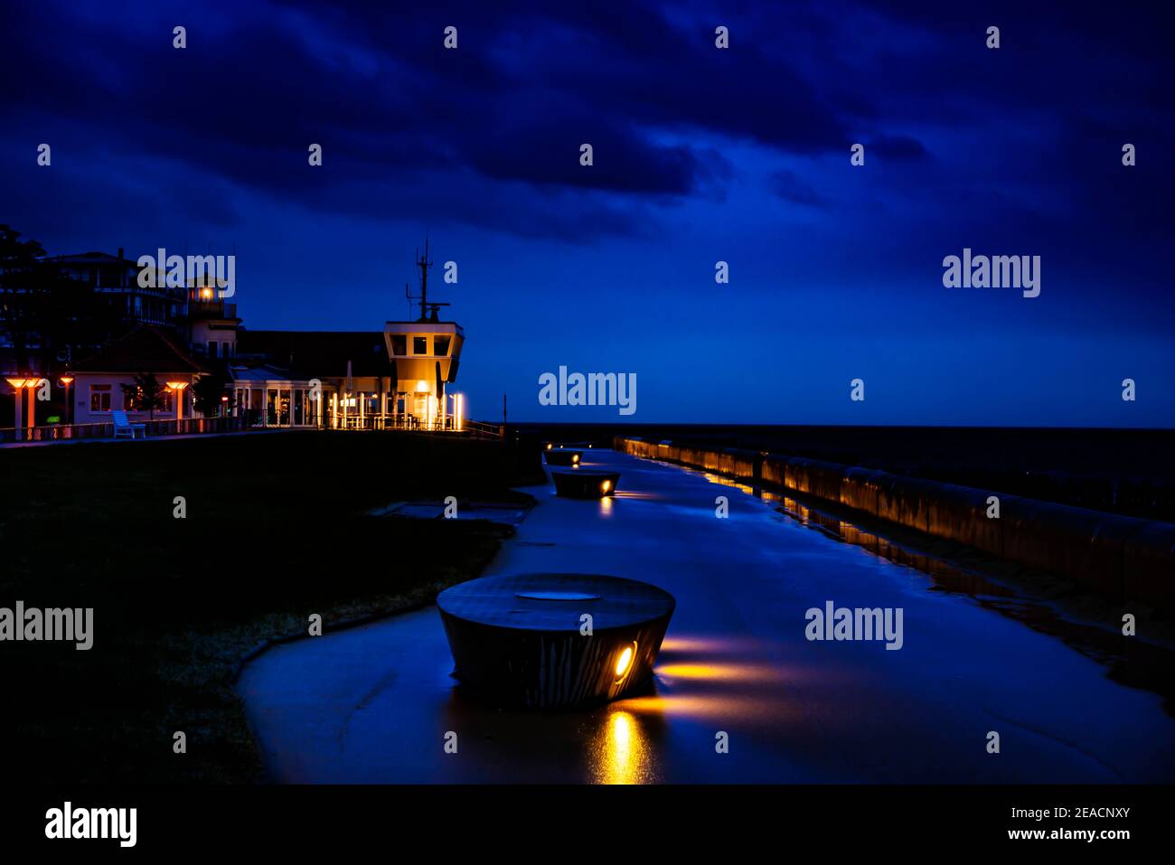 Mud on site after hi-res stock photography and images - Alamy