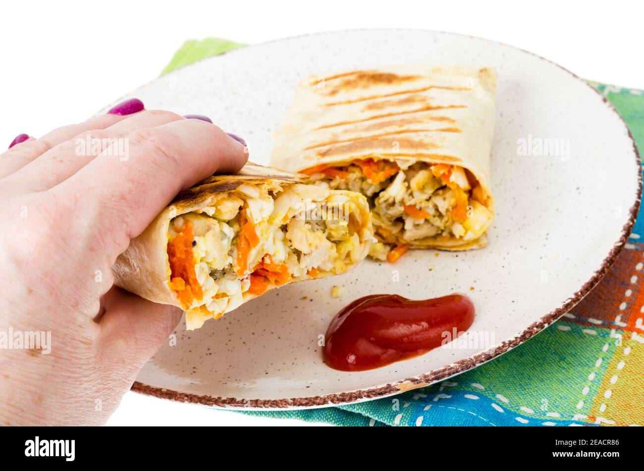 Hands holding doner shawarma hi-res stock photography and images - Alamy