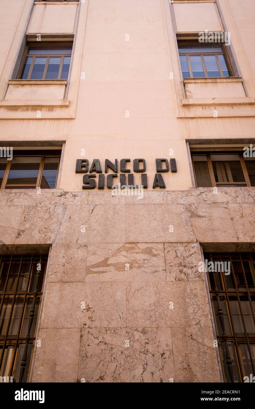 Facade of the commercial bank of italy hi-res stock photography and ...