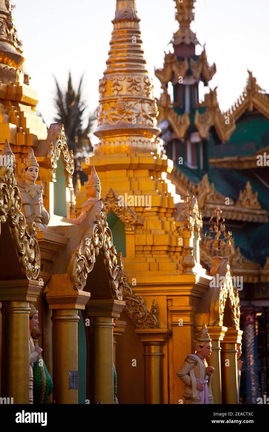 Buddhist temple in Myanmar (Burma Stock Photo - Alamy