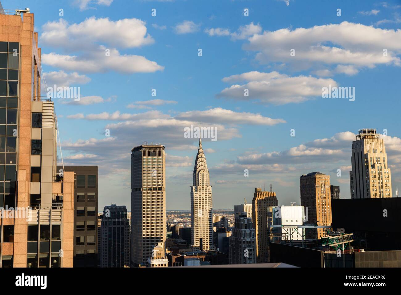 Skyline and metlife building hi-res stock photography and images - Alamy