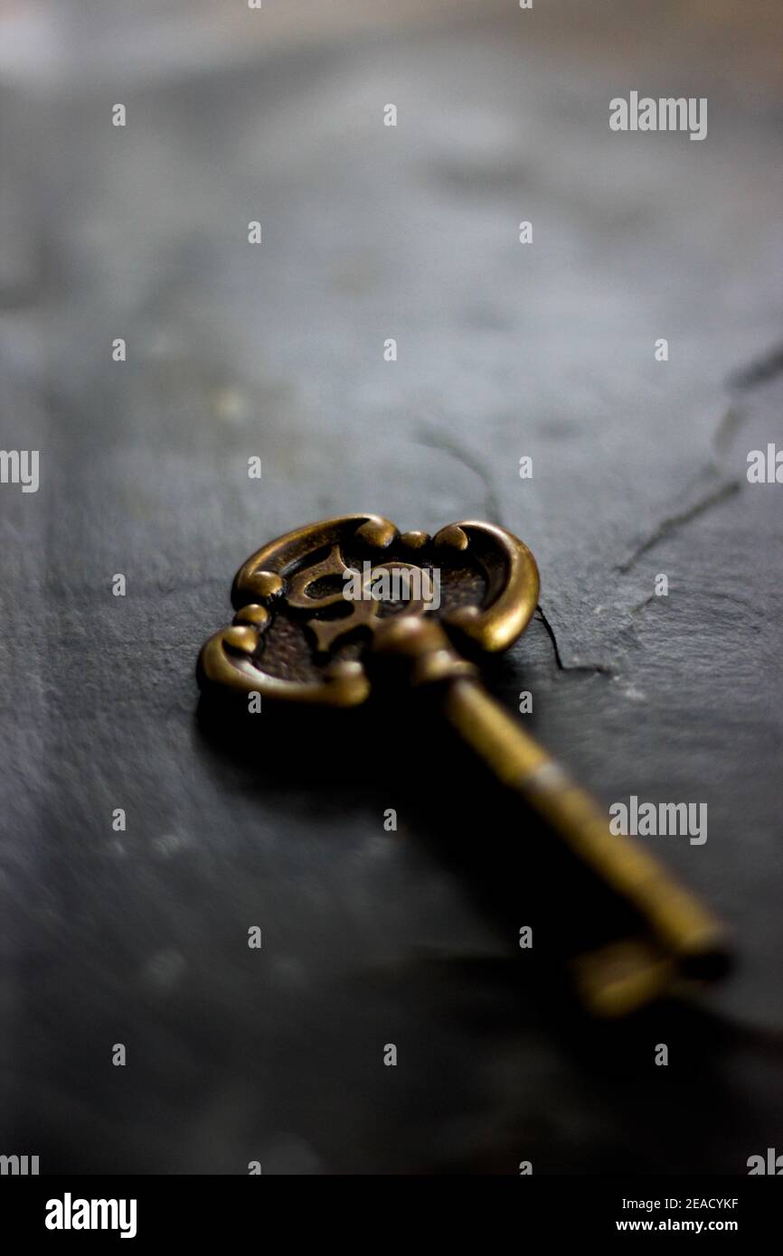 Detail memories old key hi-res stock photography and images - Alamy
