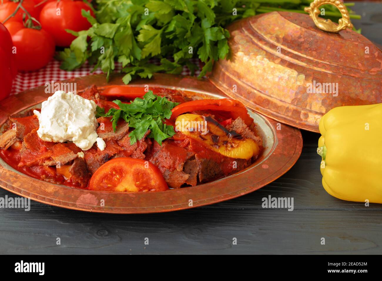 Sac kebab hi-res stock photography and images - Alamy