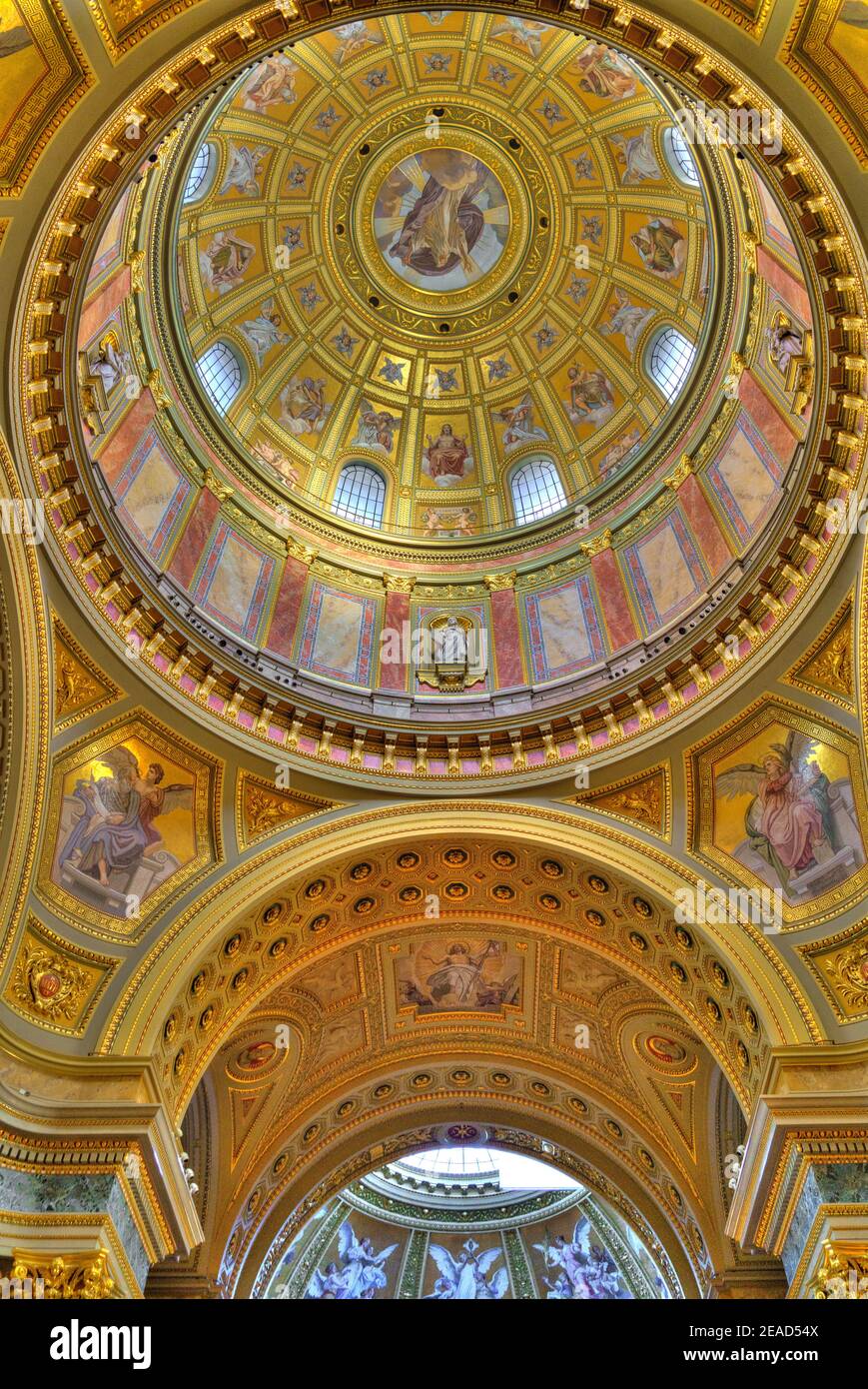 Saint Stephen Basilica, Budapest Stock Photo - Alamy