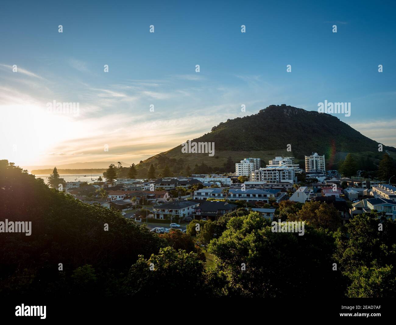 Mount Maunganui mauoa at sunset from pilot bay and mount drury tauranga ...