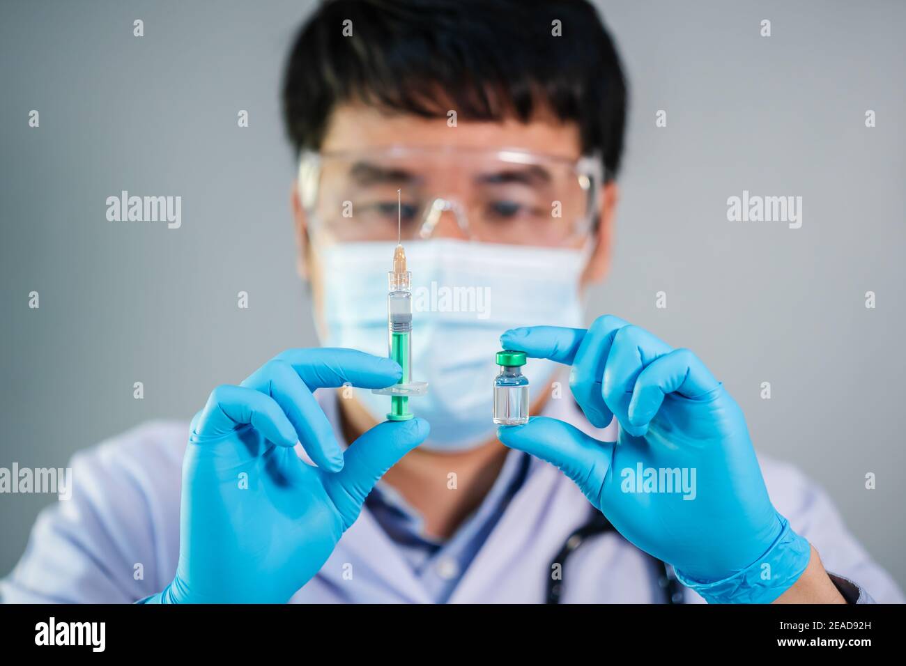 Injection syringe needle hi-res stock photography and images - Alamy