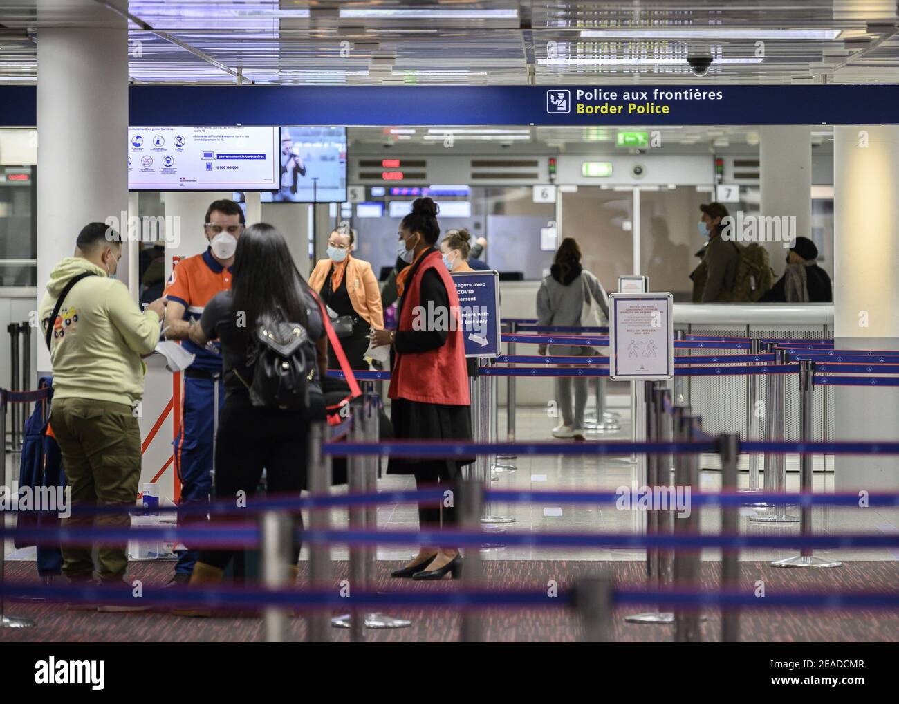 Border police (Police de l’Air et des Frontieres or PAF) carry out ...