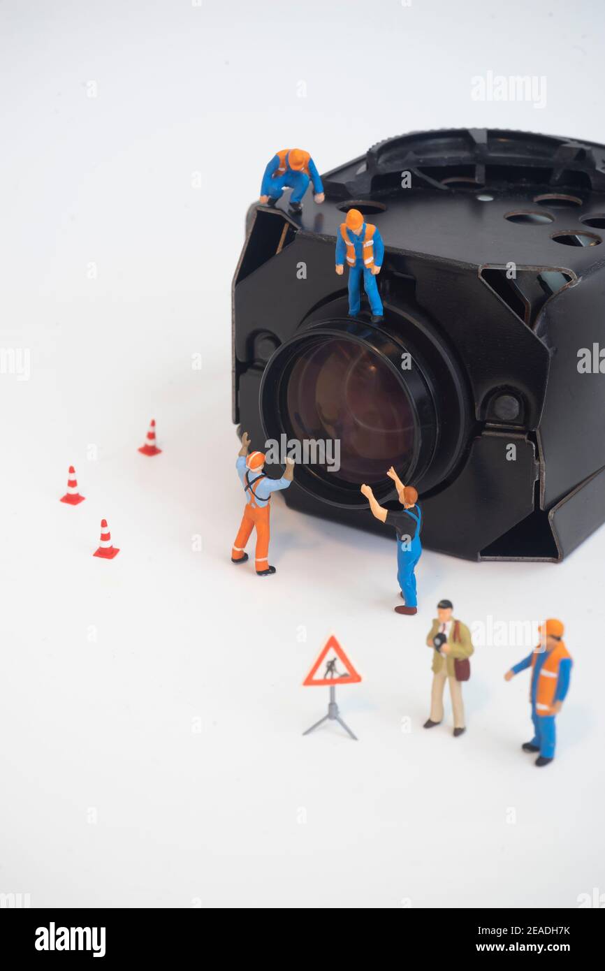 Installing cctv system hi-res stock photography and images - Alamy