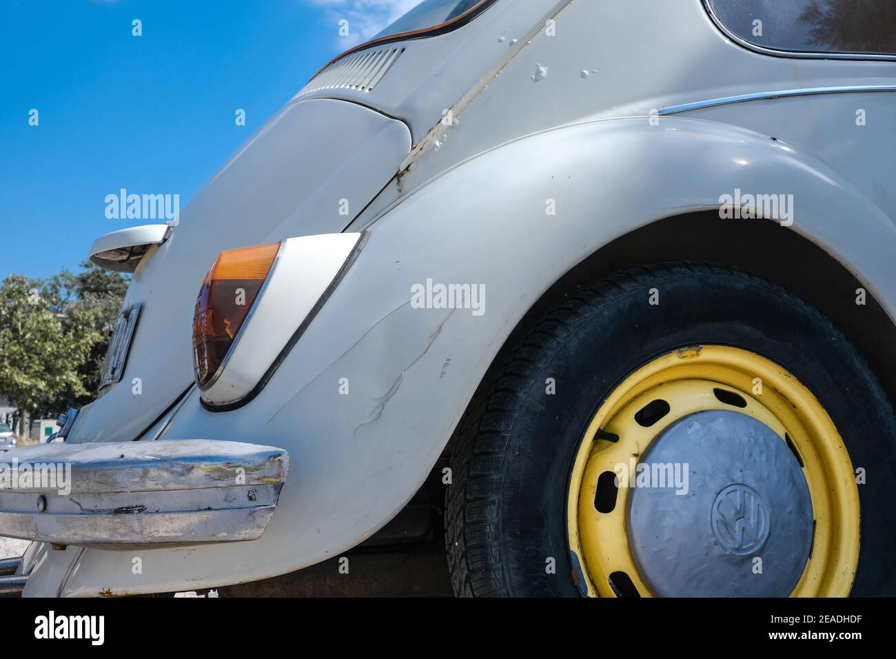 Headlight old vw beetle hi-res stock photography and images - Alamy