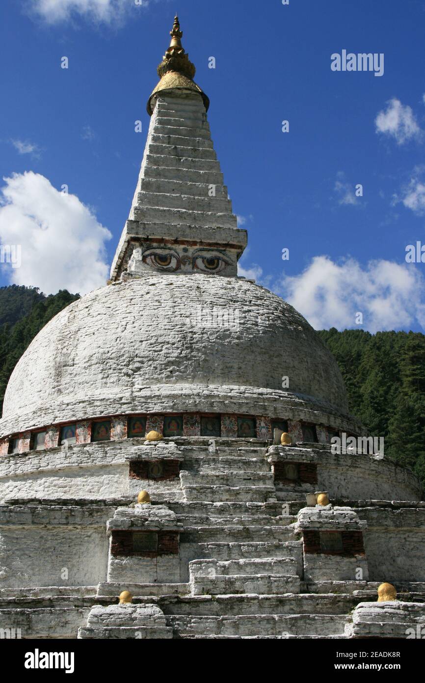 Chendebji chorten hi-res stock photography and images - Alamy