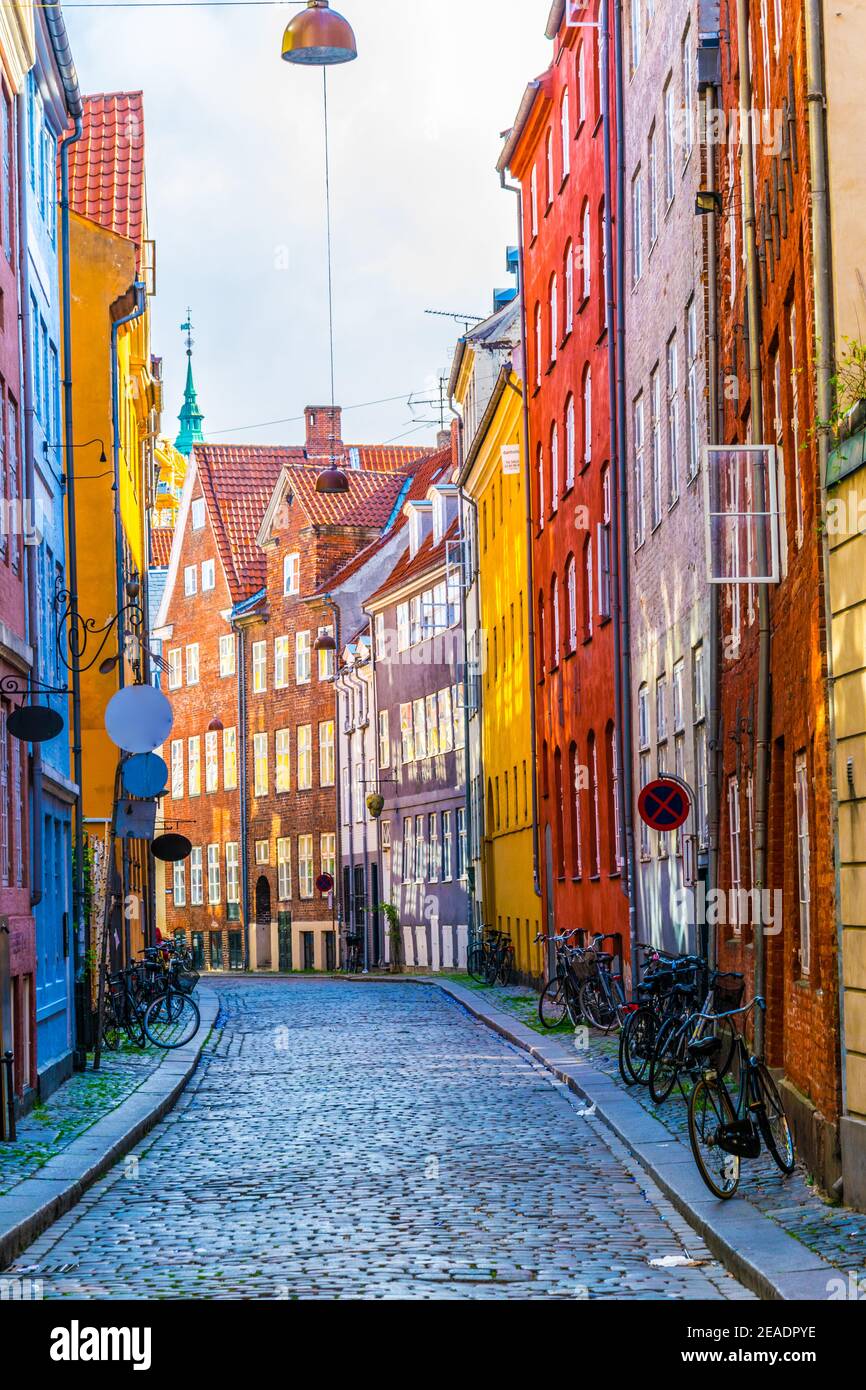 Narrow street in copenhagen denmark hi-res stock photography and images ...