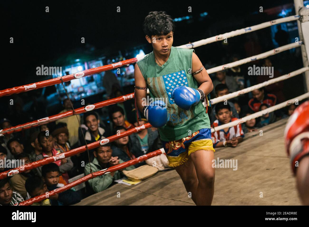 Muay Thai girl fighter during fight Stock Photo - Alamy