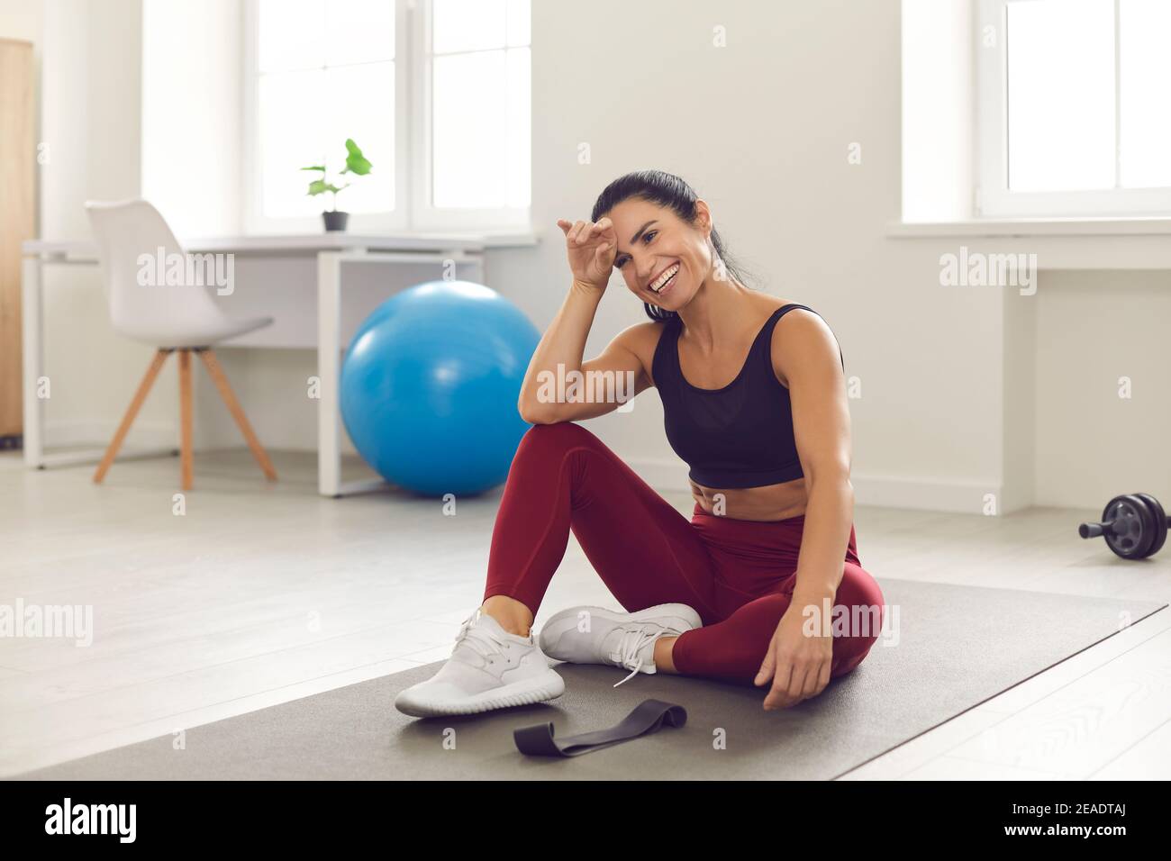 Training room hi-res stock photography and images - Alamy