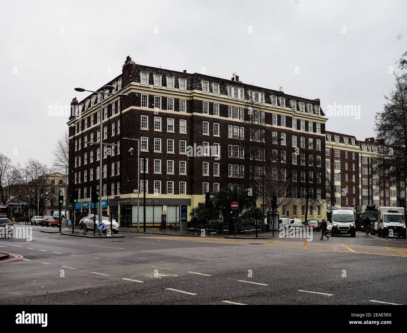 London Mansion Block Stock Photo - Alamy