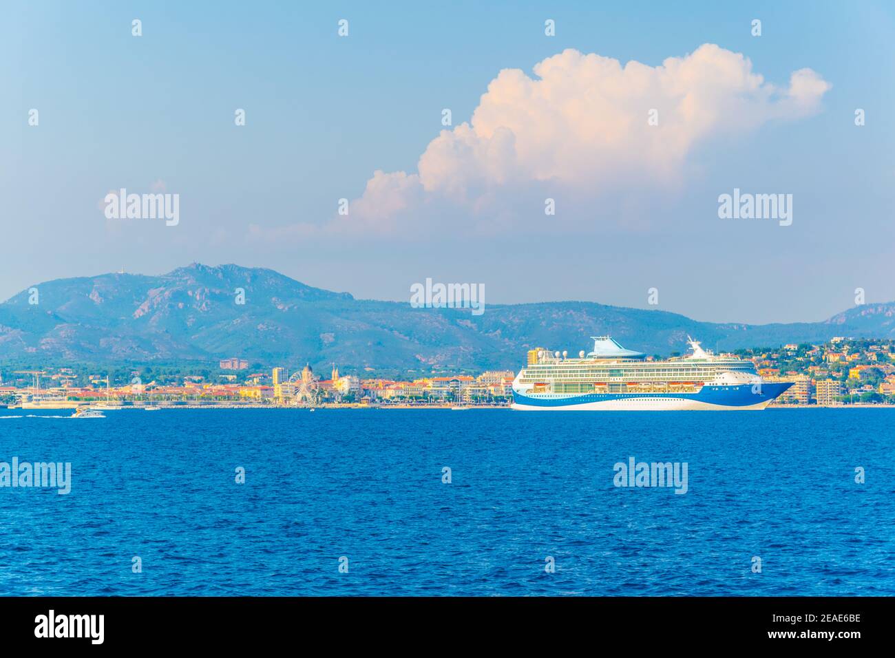 Saint raphael church france hi-res stock photography and images - Alamy