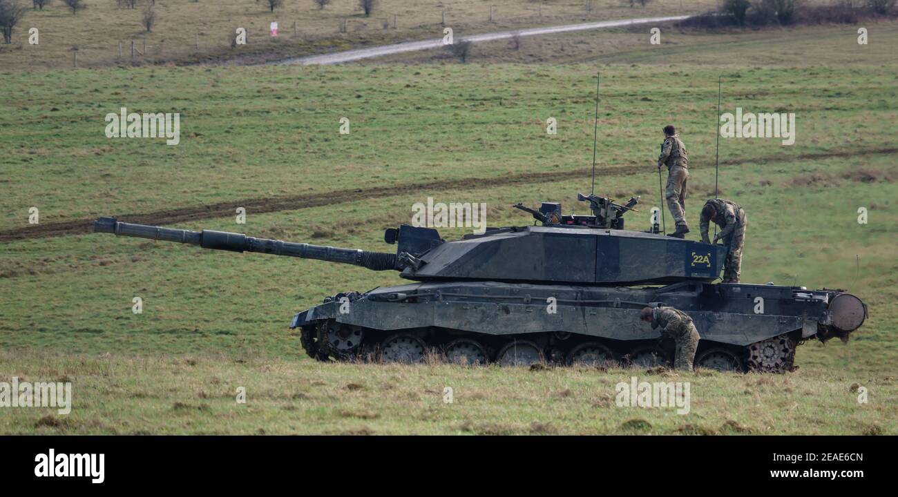Challenger II battle tank on simulation battle exercises Salisbury ...