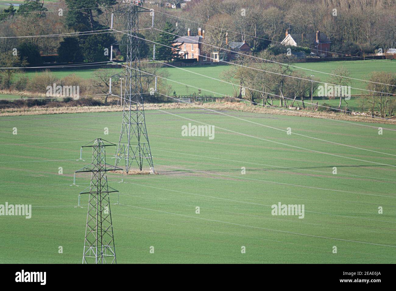 Drooping power lines hi-res stock photography and images - Alamy