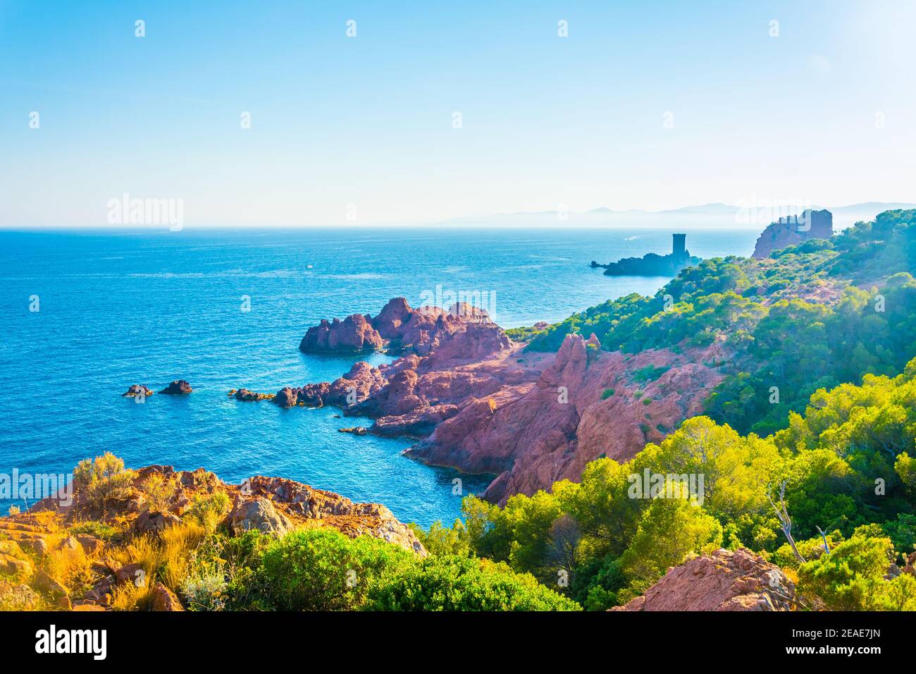 Cap du dramont massif hi-res stock photography and images - Alamy