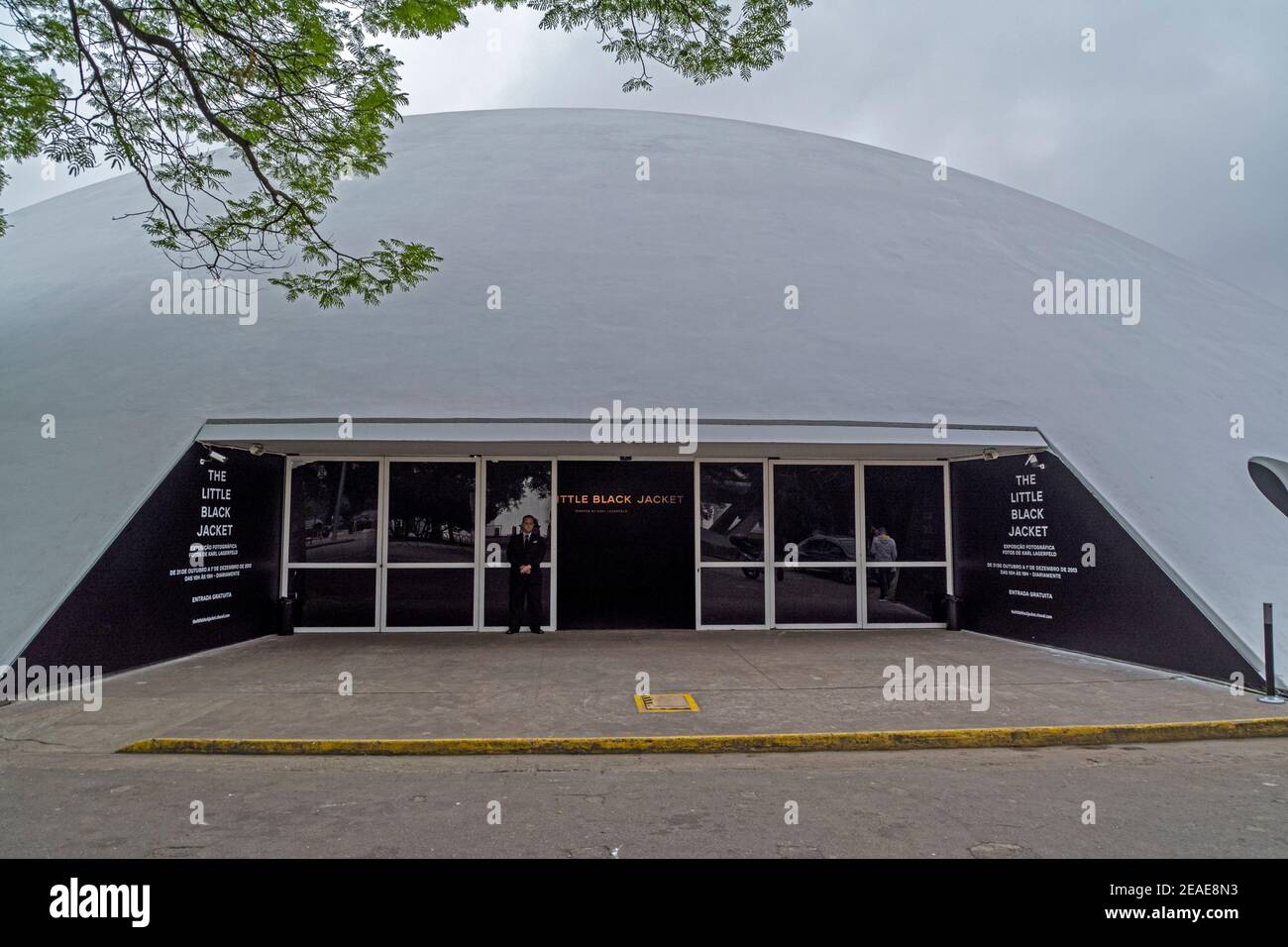 Main entrance to the Brazilian Roundhouse - Oca do Ibirapuera, designed ...