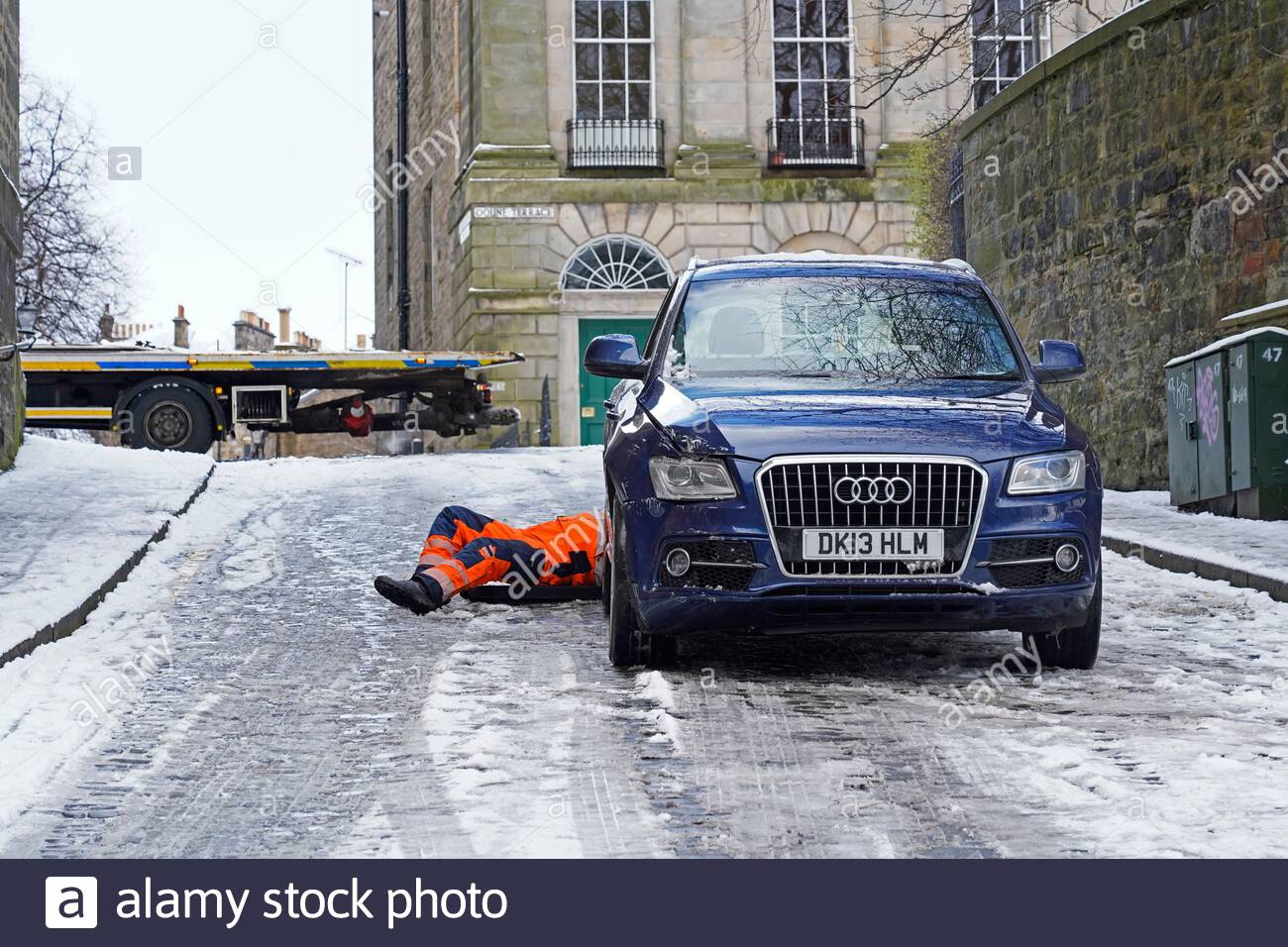 Heavy snow falling down on hi-res stock photography and images - Alamy