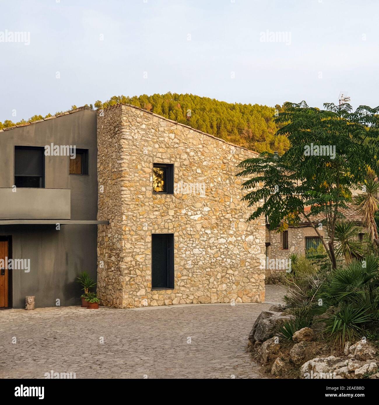 Traditional architectural materials and techniques used in this modern ...