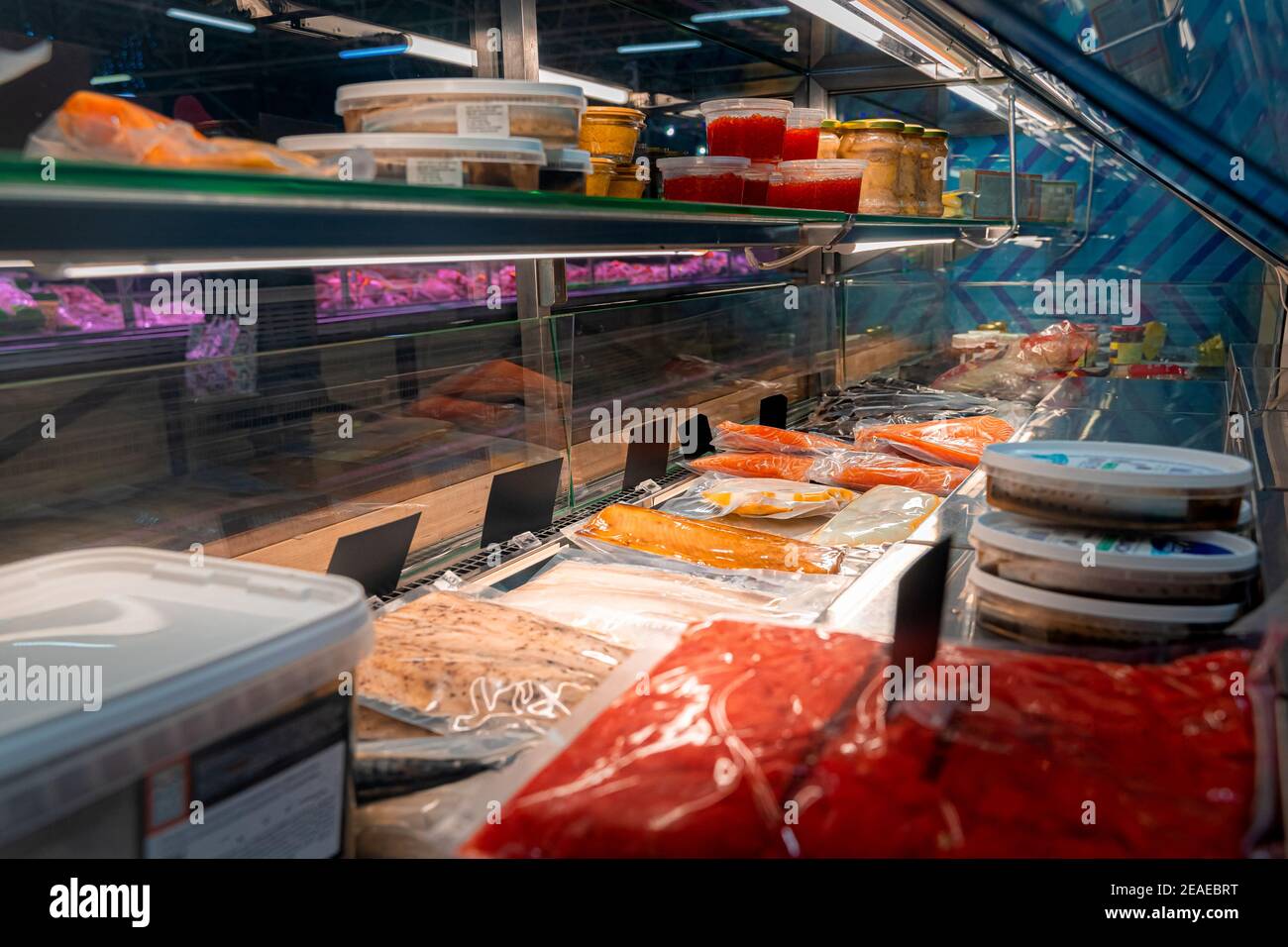 Inside seafood hi-res stock photography and images - Alamy