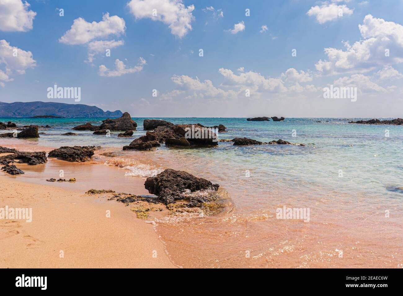 Lagoon of the red sea hi-res stock photography and images - Alamy