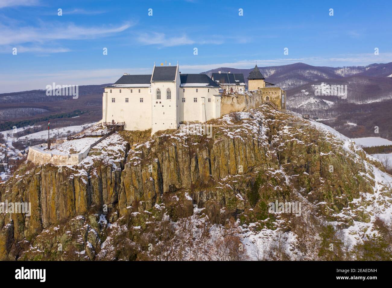 Snowy mountains and medieval castle hi-res stock photography and images ...