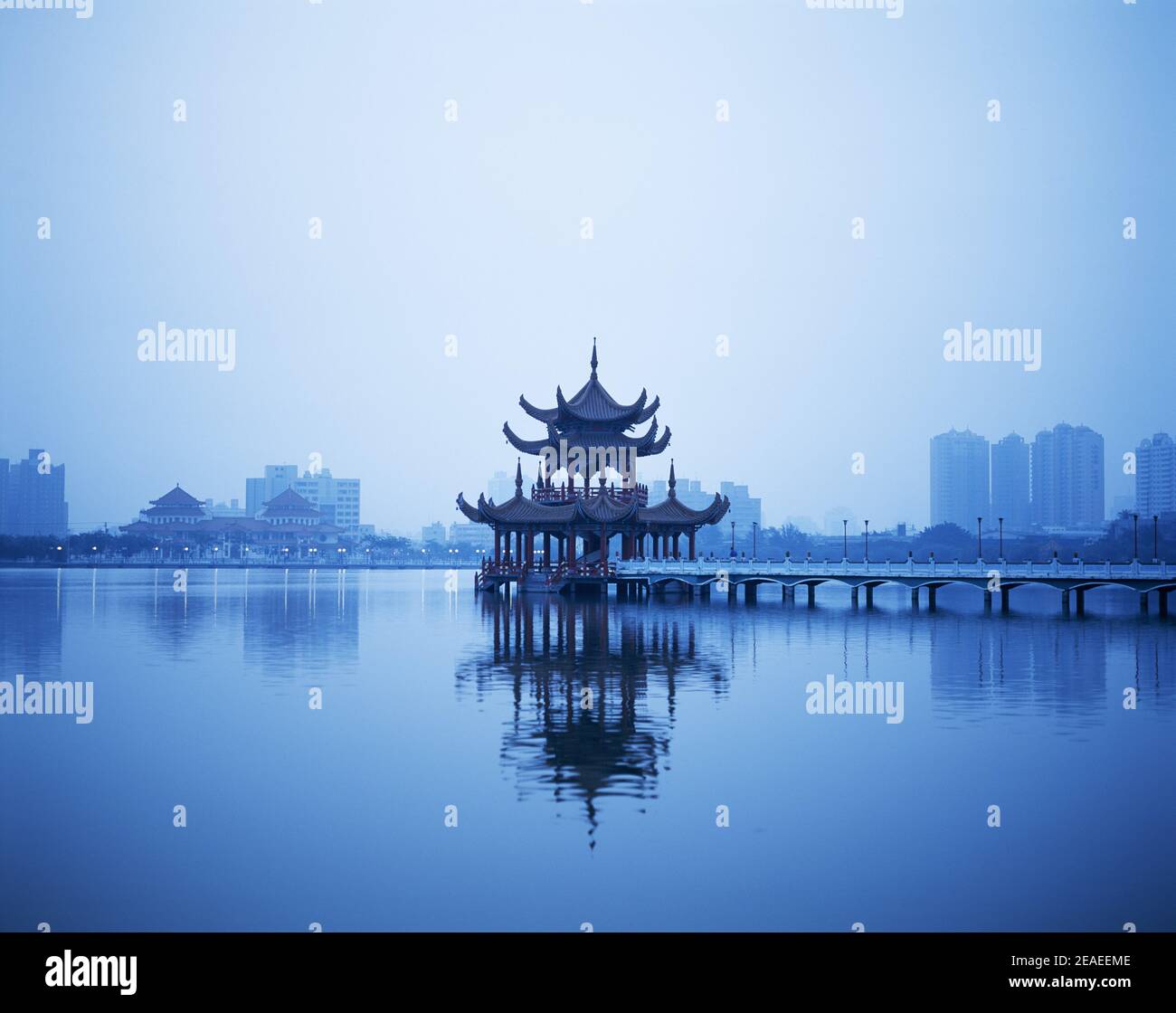 Nine cornered bridge hi-res stock photography and images - Alamy