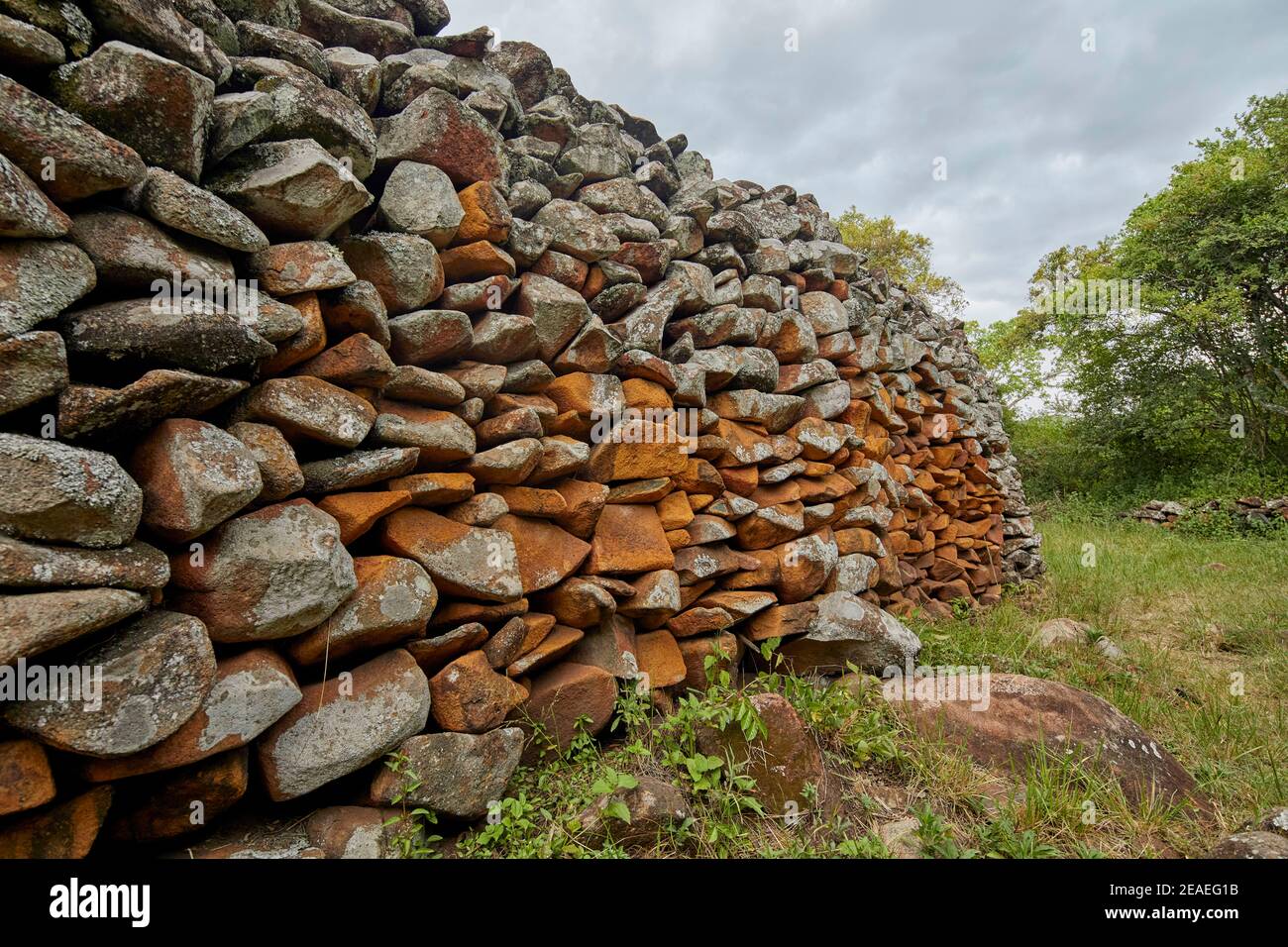 Kaku Complex at Thimlich Ohinga complex (UNESCO) in Kenya, Africa Stock ...