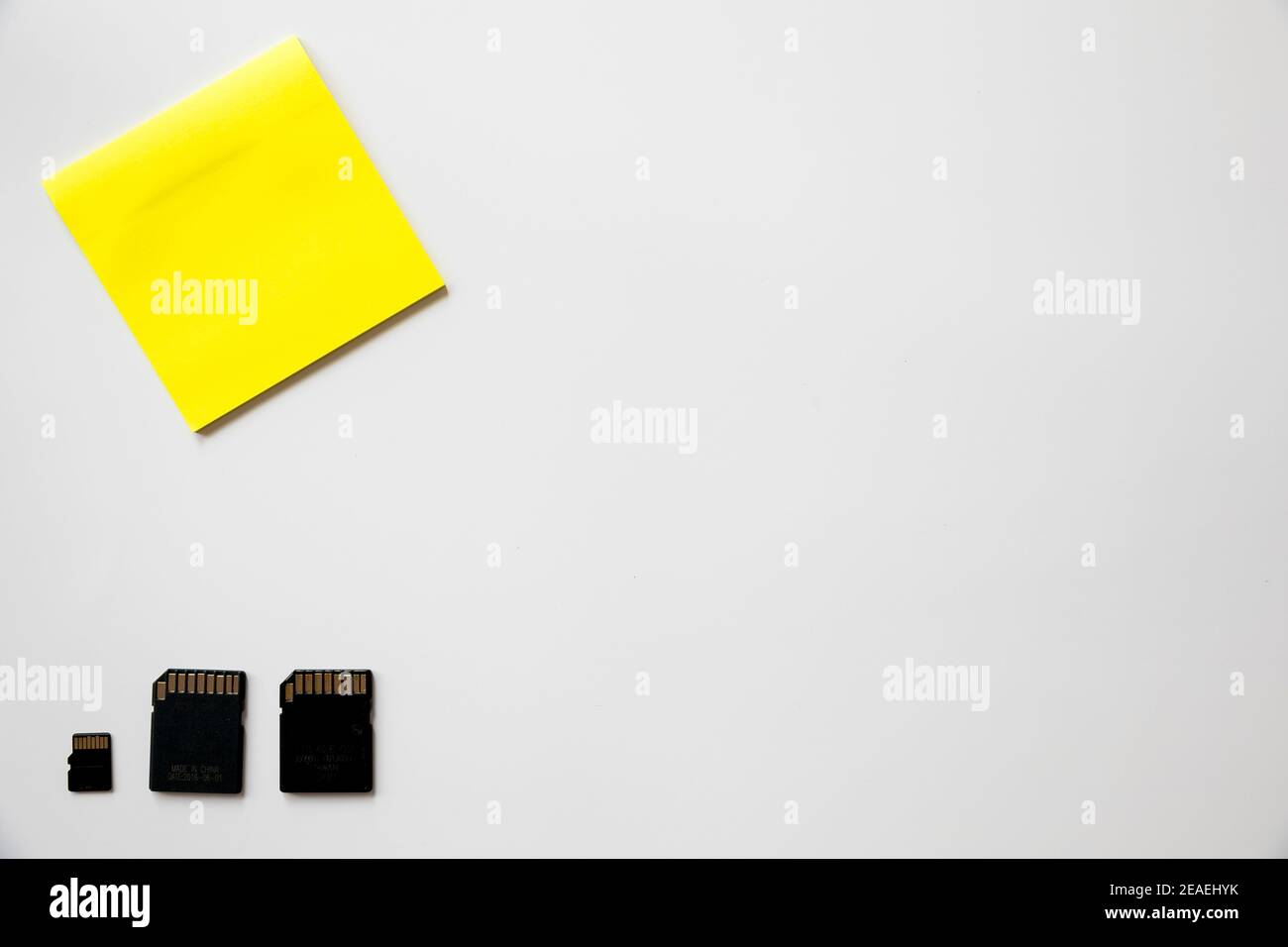 Note sticker sd cards memory and to personalize with the logo of your ...