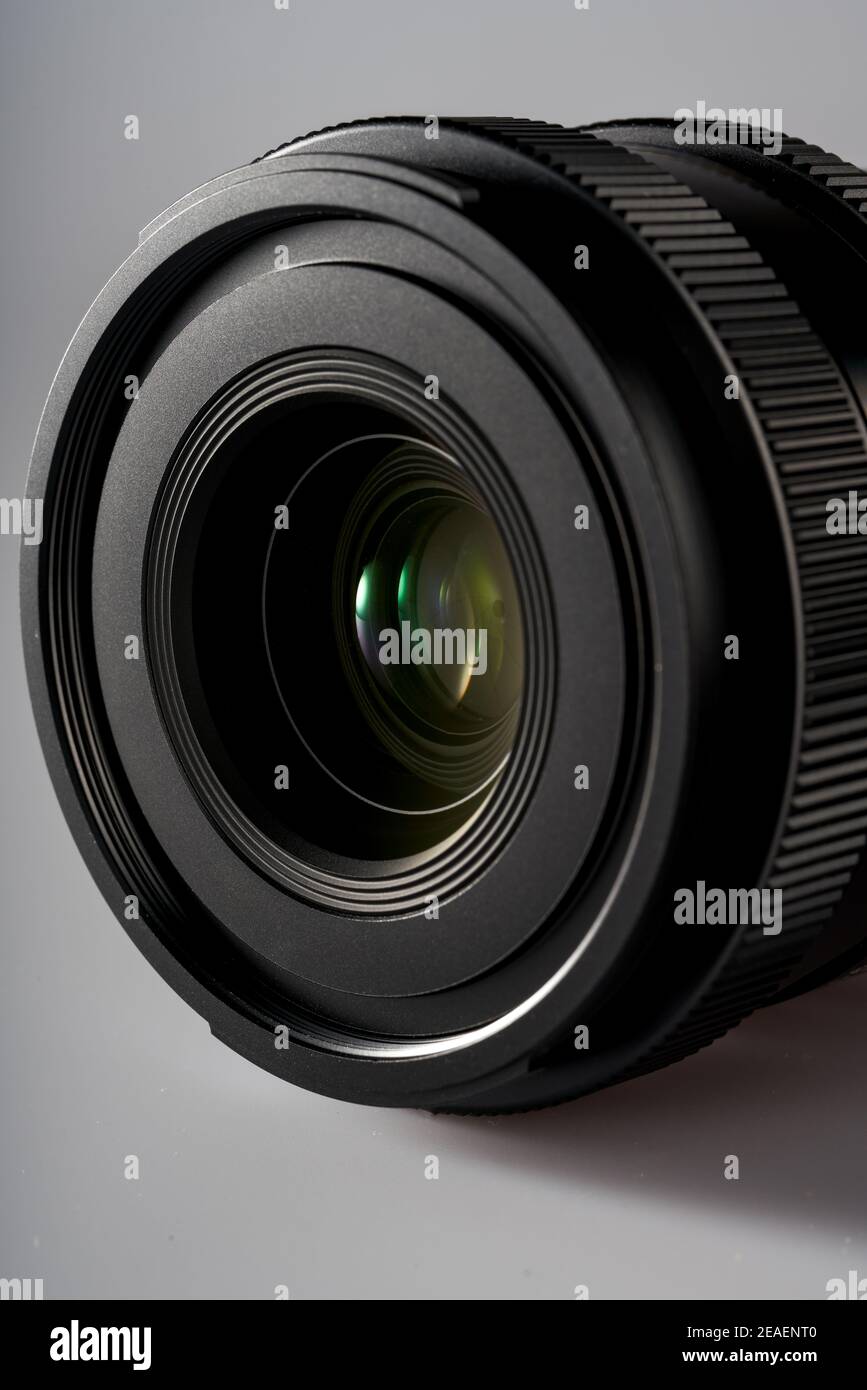 A close-up detail of a mirrorless camera lens Stock Photo - Alamy
