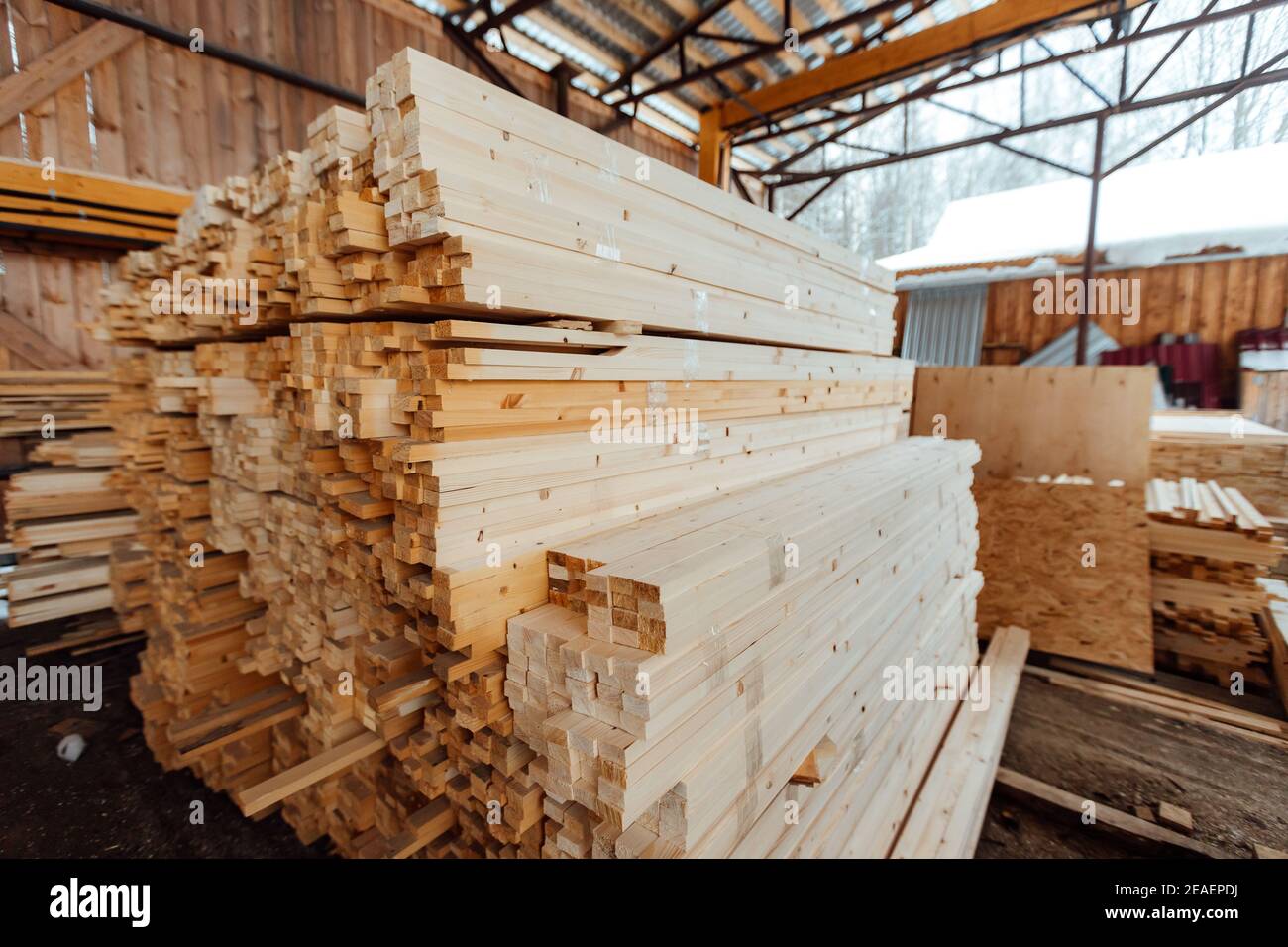 Lift heavy furniture hi-res stock photography and images - Alamy