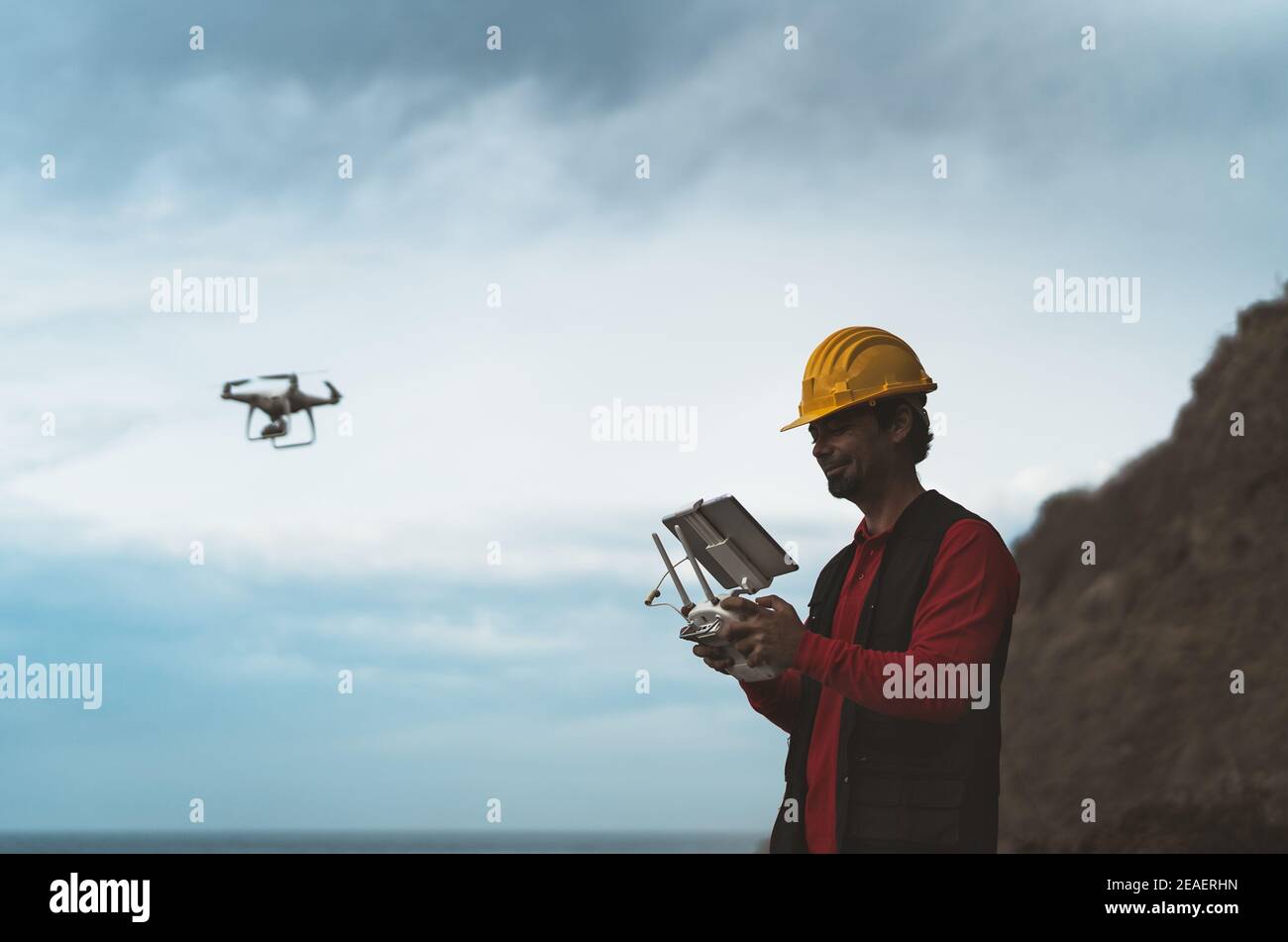 Engineer inspection industrial hi-res stock photography and images - Alamy