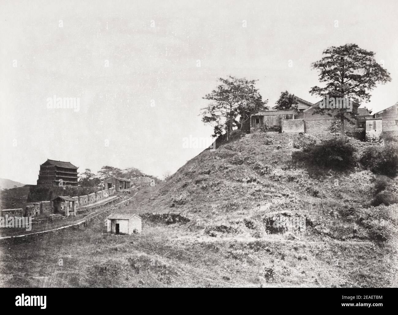 Vintage traditional hi-res stock photography and images - Alamy