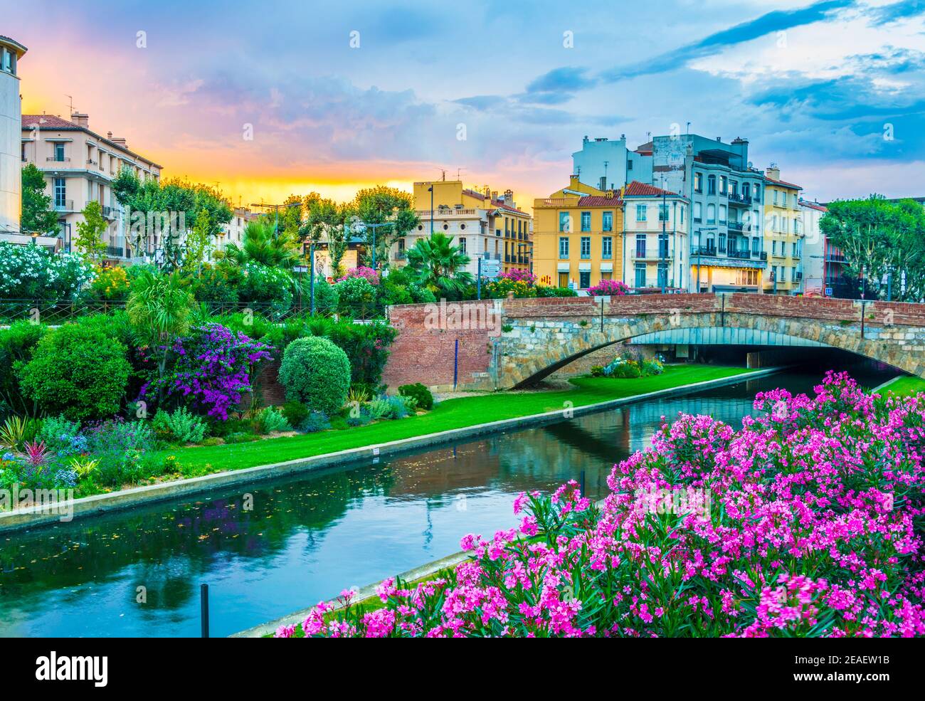 Perpignan street view france hi-res stock photography and images - Alamy