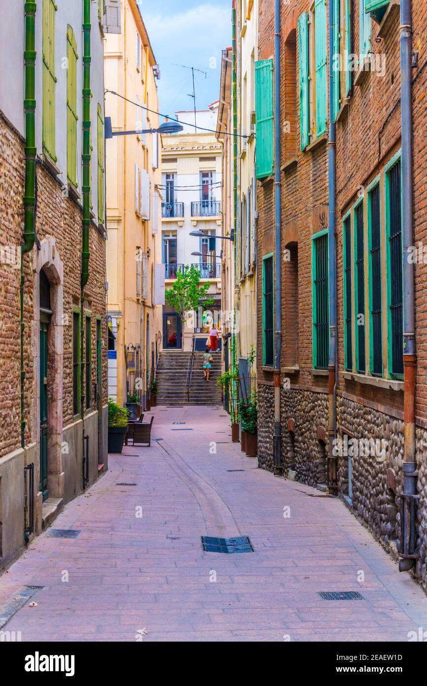 Square in old town perpignan hi-res stock photography and images - Alamy