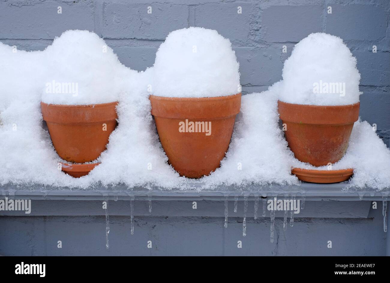 Terracotta Pots Uk High Resolution Stock Photography and Images - Alamy